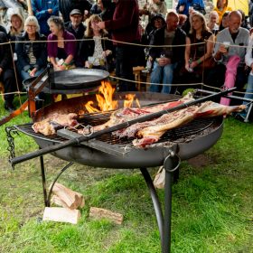 Asado Cross